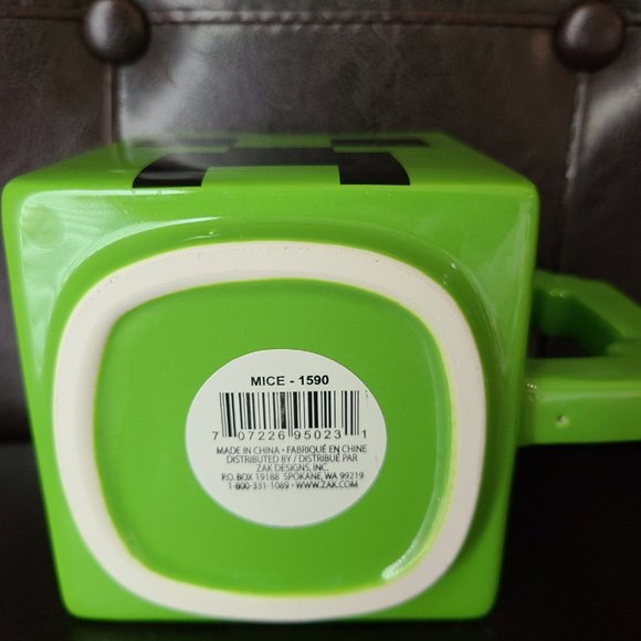 Zak Designs | Dining | Zak Design Collectible Minecraft Green Sculpt ...